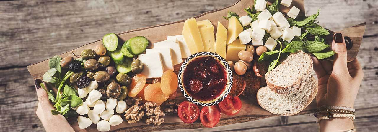 5 Best Cheese Plates - Aug. 2022 - BestReviews
